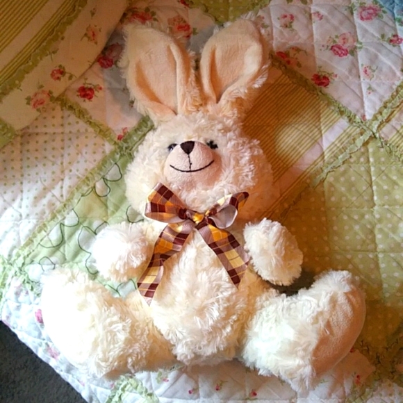 Kellytoy | Toys | Kellytoy Stuffed Rabbit Bunny | Poshmark